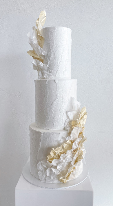 Lyons Den Cakes - Weddings & Engagements