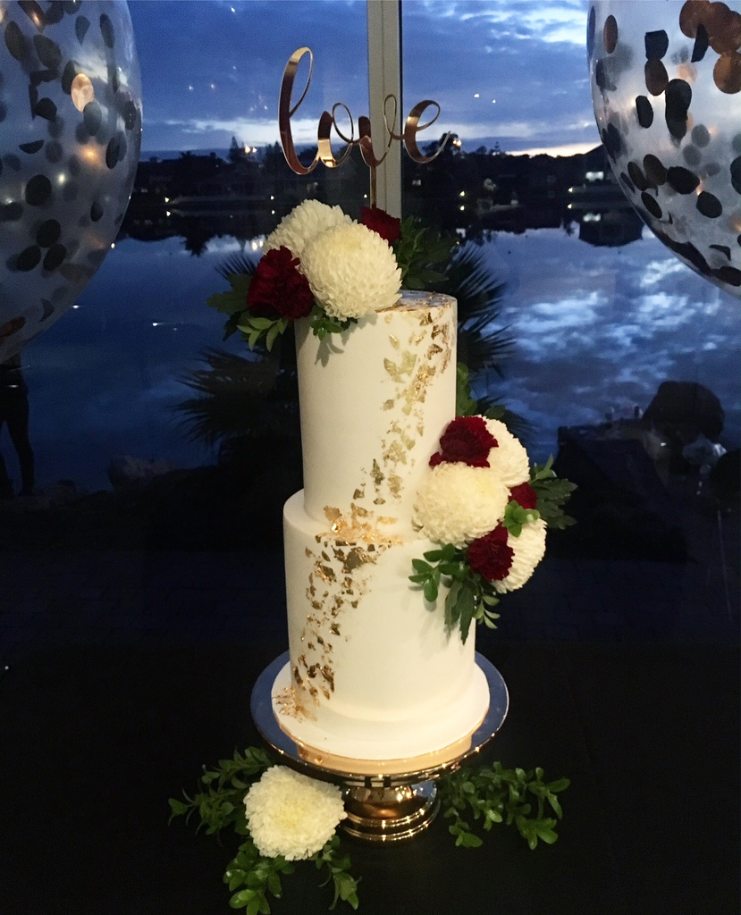 Weddings & Engagements Lyons Den Cakes - High Quality Adelaide Cakes